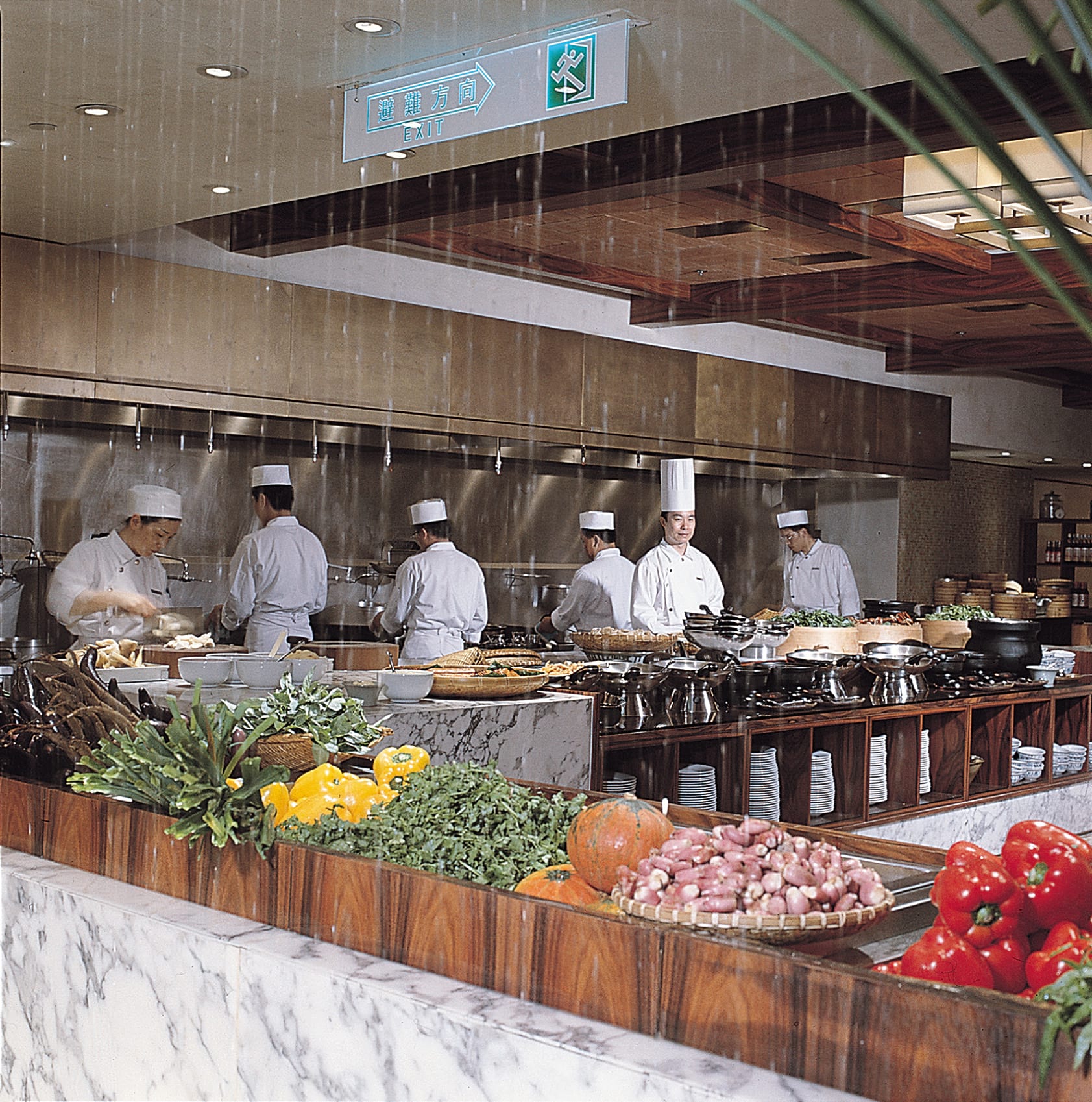 Grand Café at Grand Hyatt*** – GRONDA